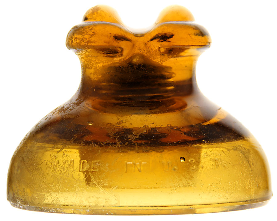 CD 238 HEMINGRAY // D-514 Honey Amber w/ Brass Bushing; Great dump piece!